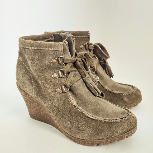 MIA | Shoes | Mia Boots Womens 65 M Brisk Ankle Booties Green Suede ...